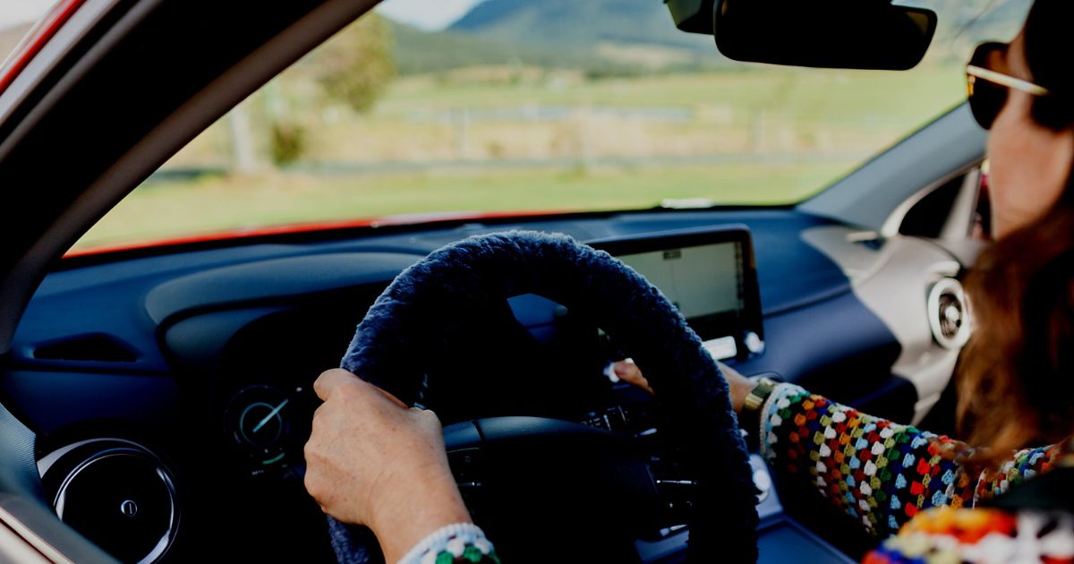 Hopp Insurance. Official car insurance for ridesharing drivers in Ontario