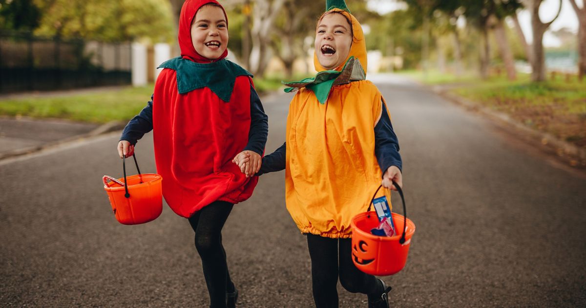 Essential Halloween safety tips for a fun and secure night | Aviva Canada